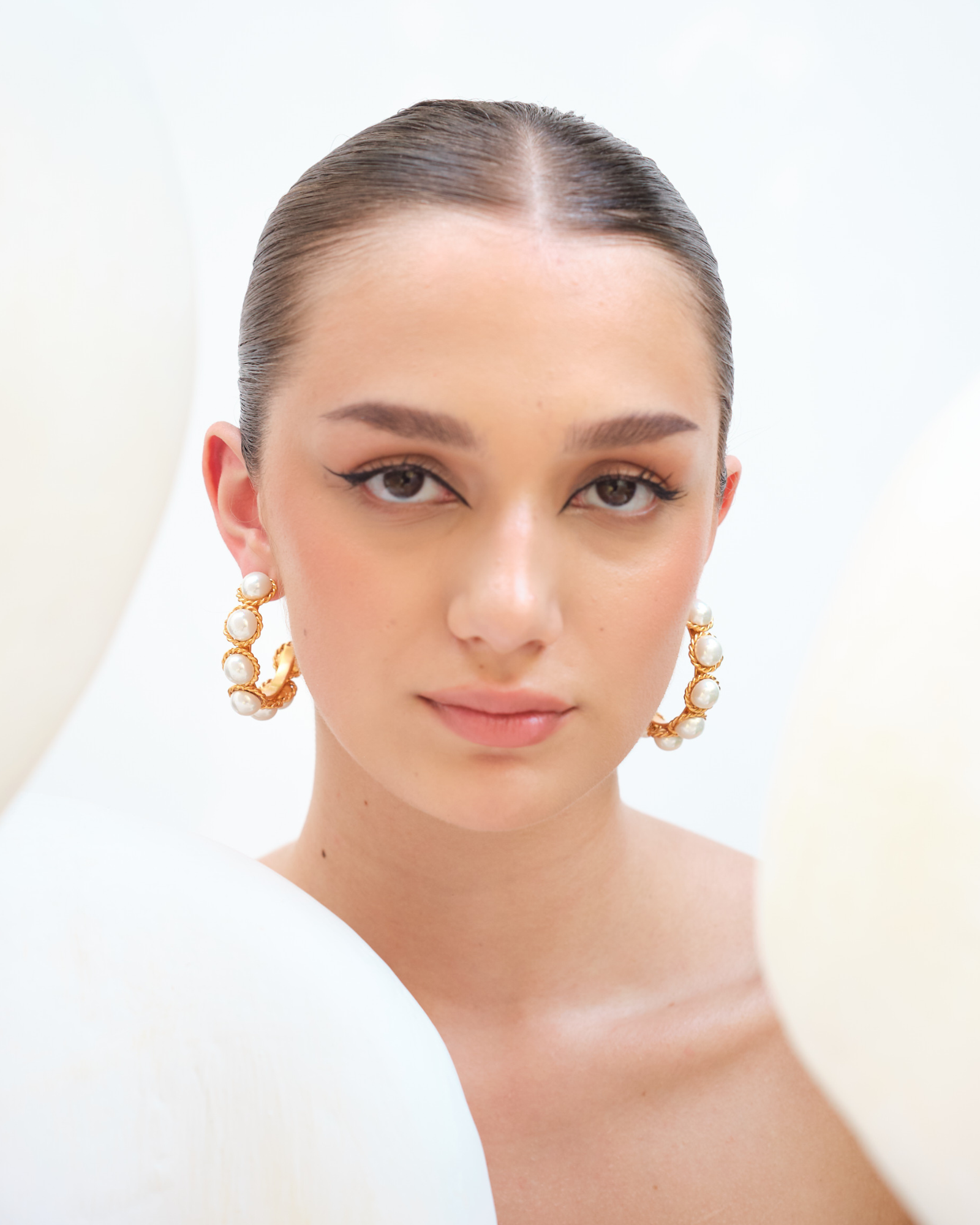 Senora Hoops – Anaash