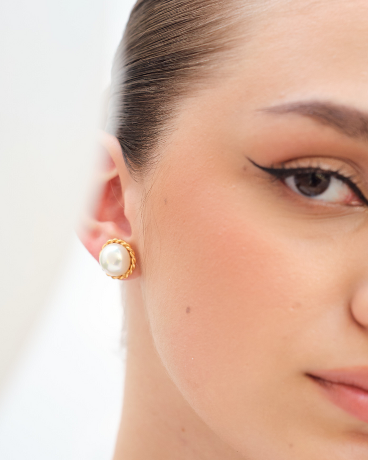 Anaash - Handcrafted Pearl Jewellery