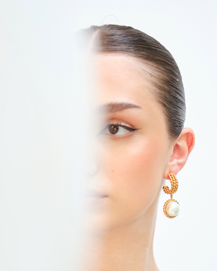 Anaash - Handcrafted Pearl Jewellery