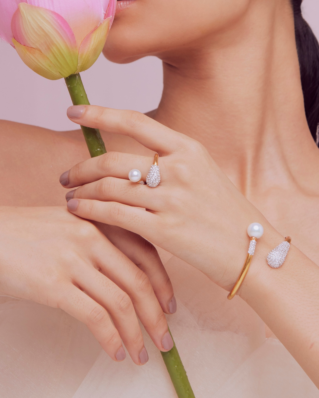 Anaash - Handcrafted Pearl Jewellery